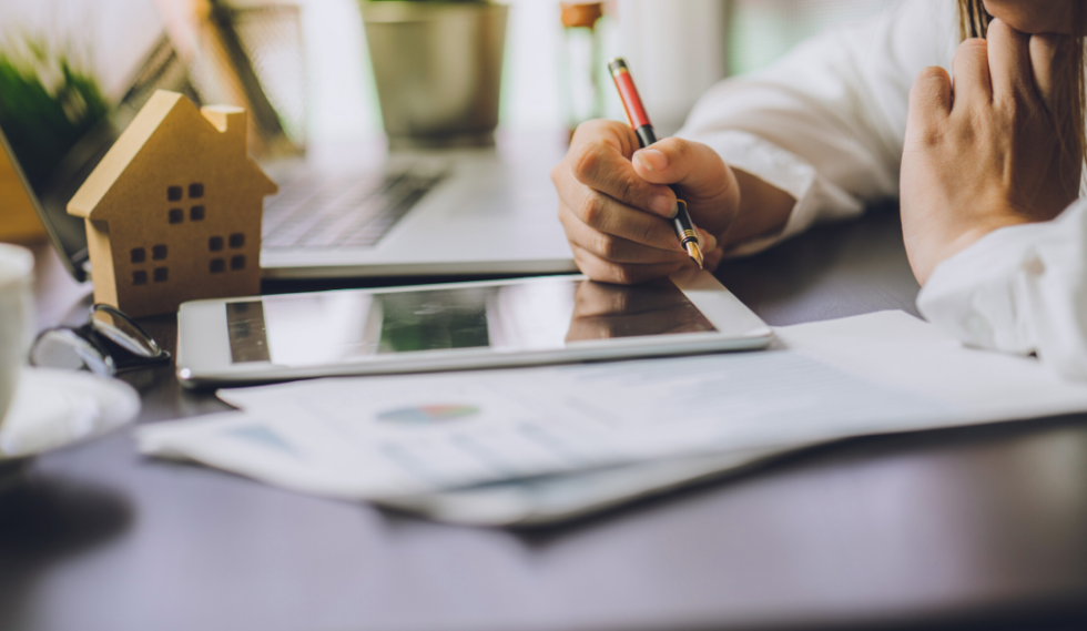 4 Industries to Work for If You Have Hospitality Background